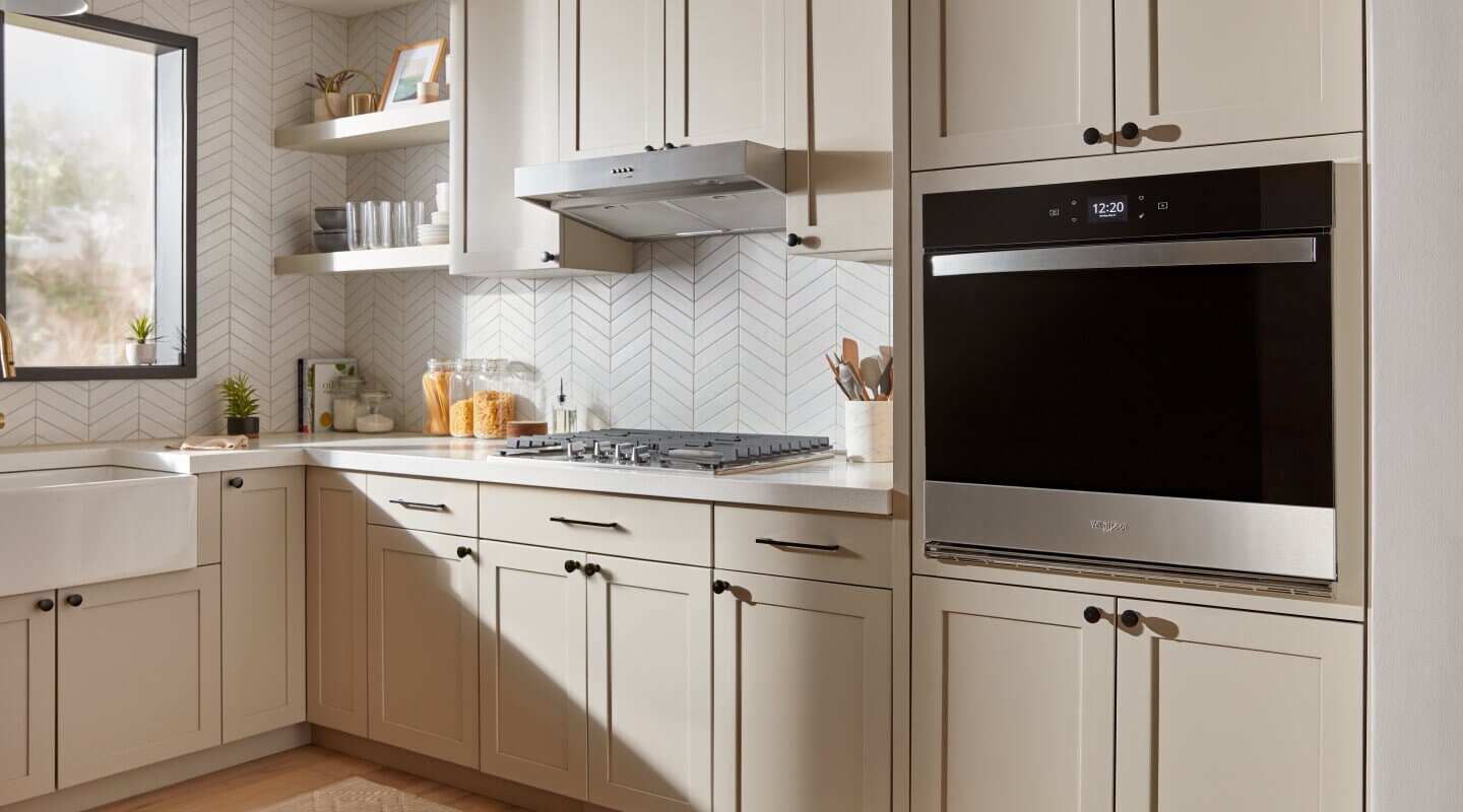 Wax Paper vs. Parchment Paper: Are They the Same? | Whirlpool