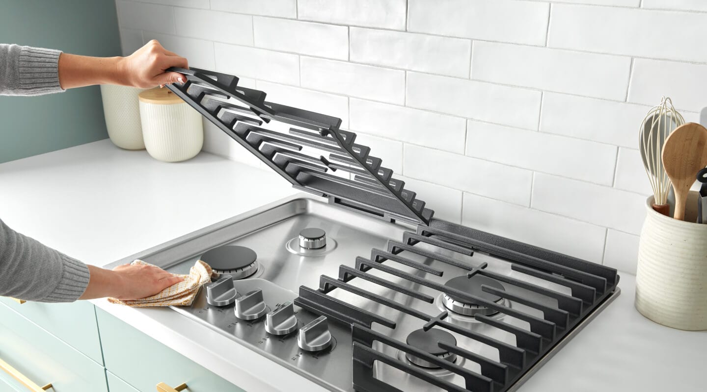 A Guide to Cooktop Dimensions | Whirlpool