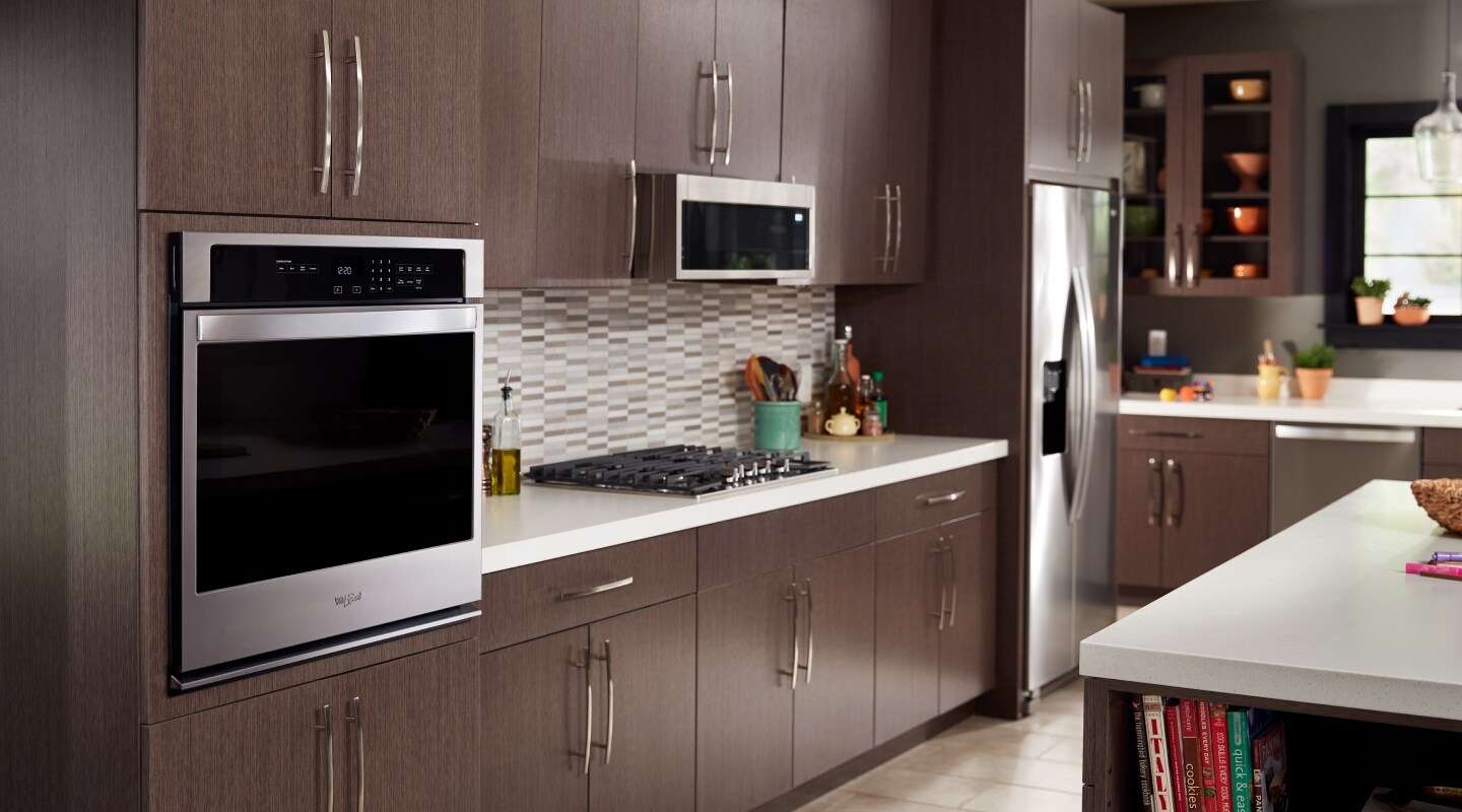 Understanding How Ovens Work to Cook Food | Whirlpool