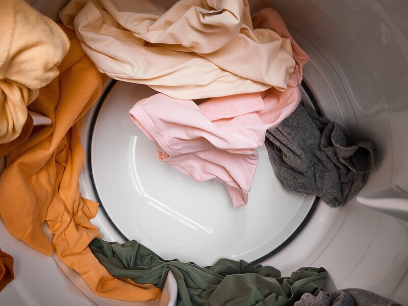 How to Remove Static from Clothes | Whirlpool