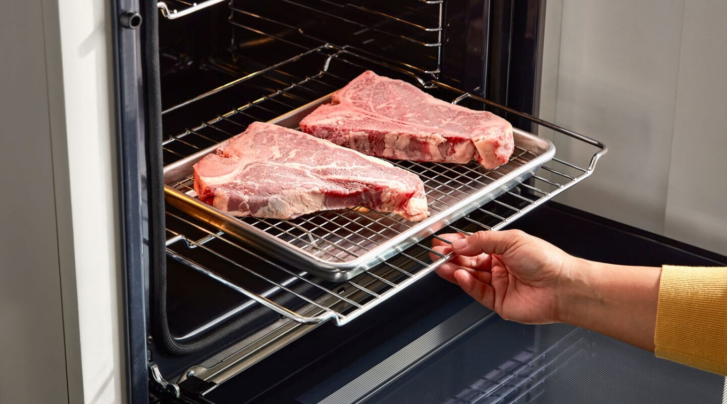 How to Sear Meat Properly | Whirlpool