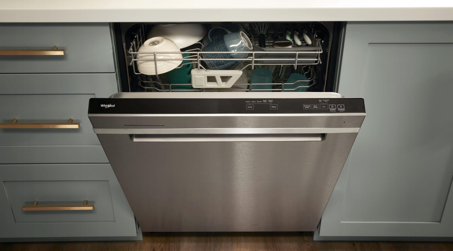 How to Use a Dishwasher: 4 Key Tips | Whirlpool