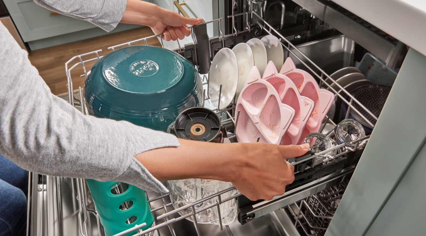 How to Use a Dishwasher: 4 Key Tips | Whirlpool