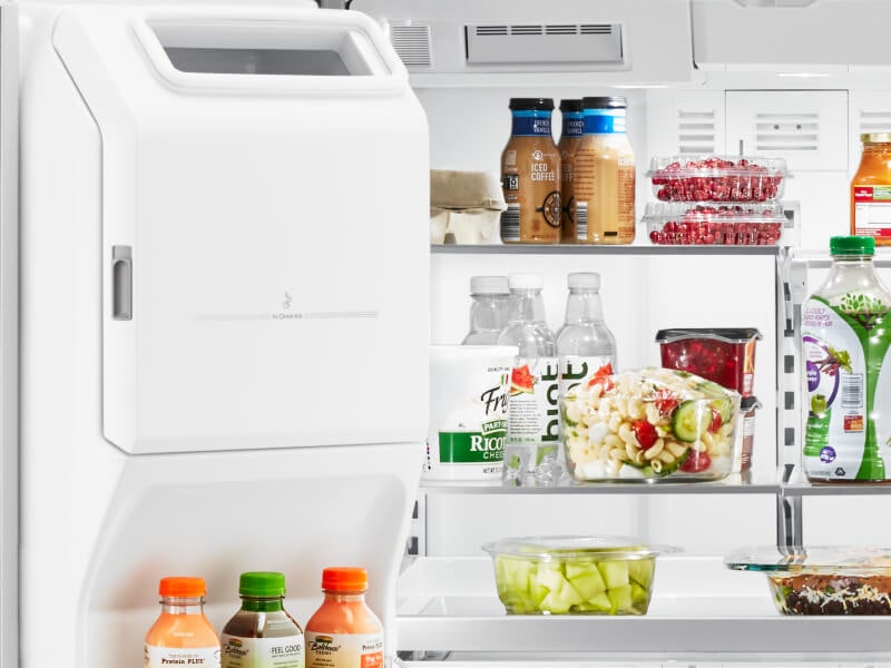 How to Use Baking Soda for Refrigerator Smells | Whirlpool