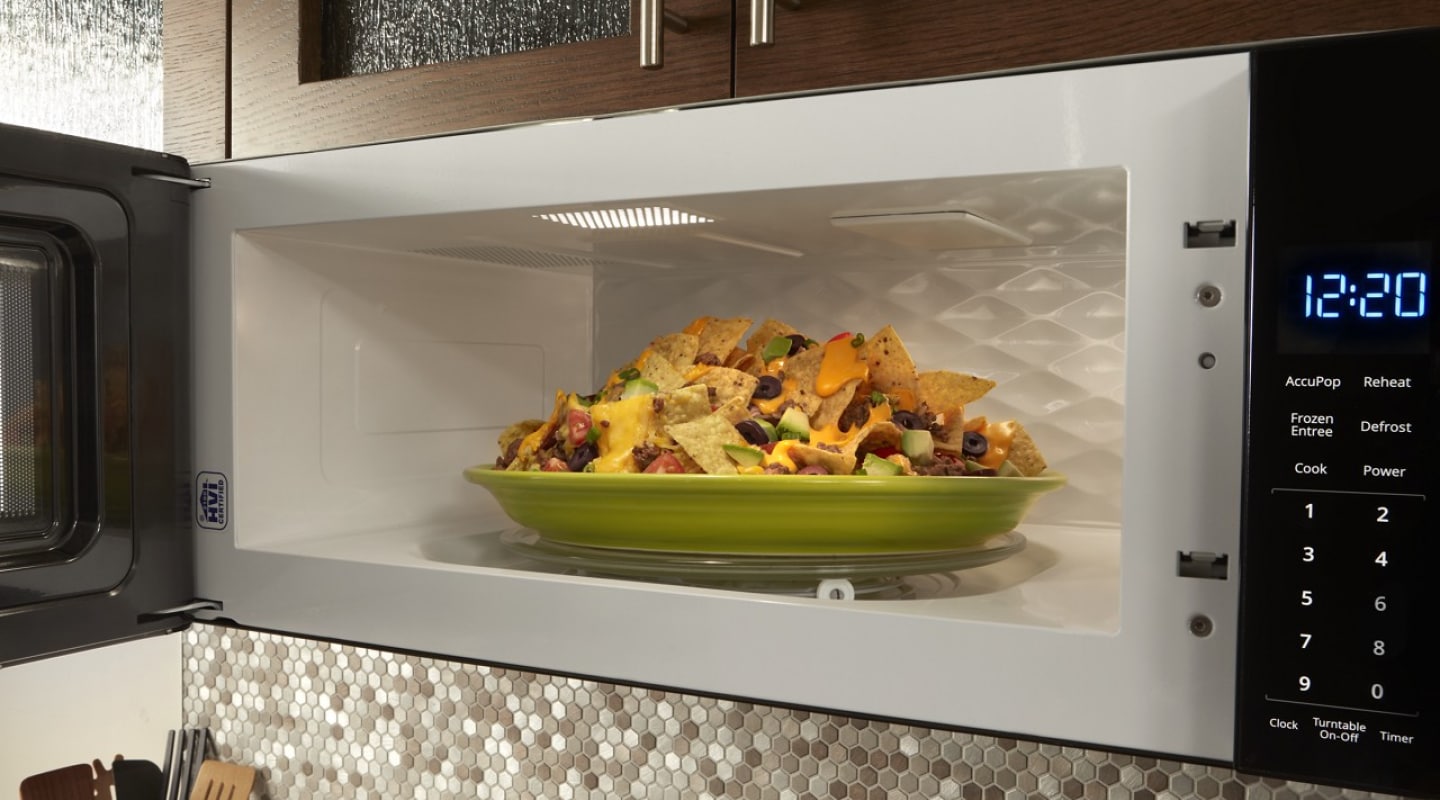 A Guide to Microwave Sizes | Whirlpool