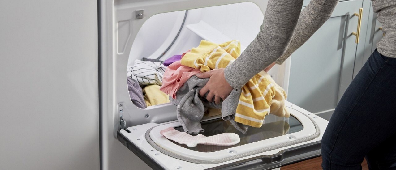 Spring Cleaning List - Laundry & Kitchen Cleaning Tips | Whirlpool
