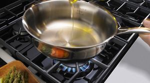 Deglazing a Pan: What It Means and How to Do It | Whirlpool