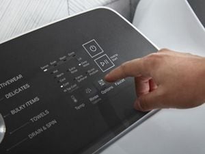 How Do You Reset a Washer Machine: A Step-by-Step Guide | Whirlpool