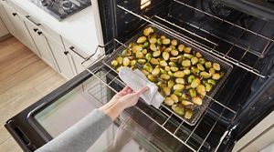 How to Use an Oven: Preheating and Cooking Tips | Whirlpool