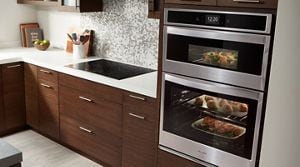 Choosing Between Types of Wall Ovens | Whirlpool