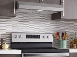 Under Cabinet vs. Wall Mount Range Hoods | Whirlpool