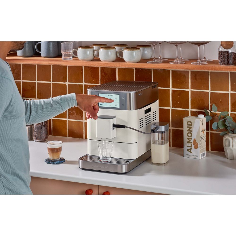Kaffeevollautomat KF8 - Porcelain white | KitchenAid DE