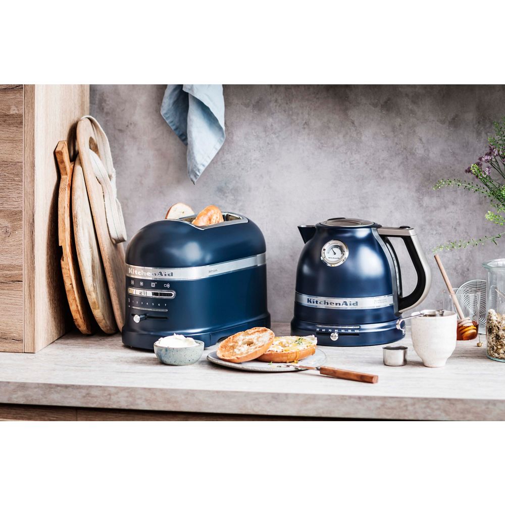 TOASTER 2 SLICE - ARTISAN - Ink blue | KitchenAid UK